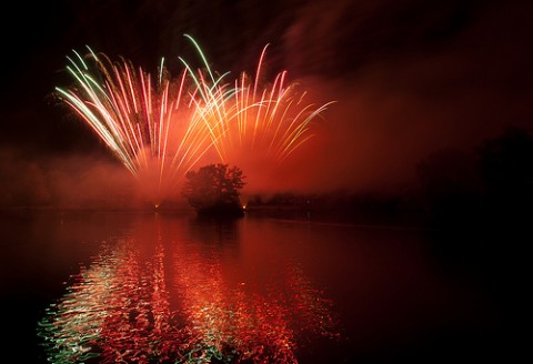 30 Fantastic Examples Of Sparkling Fireworks – APN Photography